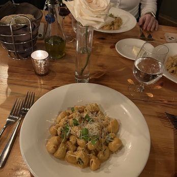 ONESTO - Updated June 2024 - 635 Photos & 581 Reviews - 221 N Broadway ...