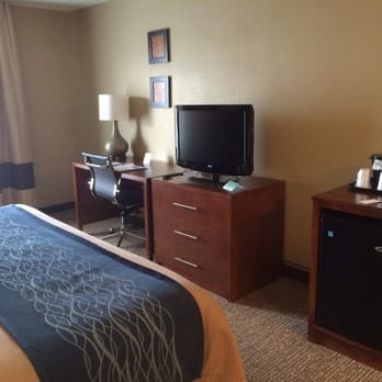 COMFORT INN RANDOLPH - BOSTON - Updated January 2026 - 57 Photos & 33 ...