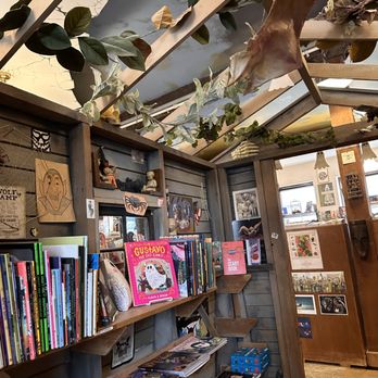 WILD RUMPUS - Updated October 2025 - 94 Photos & 125 Reviews - 2720 W ...