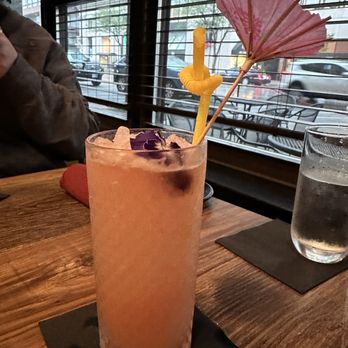 STASH BOX - Updated December 2025 - 52 Photos & 32 Reviews - 866 Elm St ...