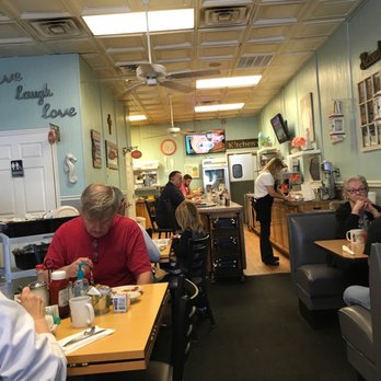 THAT LITTLE RESTAURANT - Updated December 2025 - 161 Photos & 239 ...