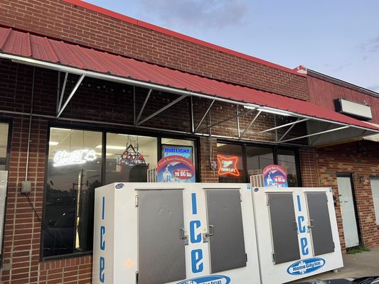 EAGLE MART - Updated October 2025 - 1041 E Karsch Blvd, Farmington ...