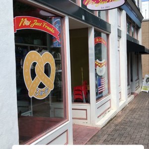 NOT JUST FRANKS - 52 Photos & 78 Reviews - 72 Union St S, Concord, NC ...