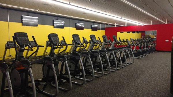 ARIZONA FITNESS CLUB - Updated December 2025 - 10 Photos - 307 B South ...