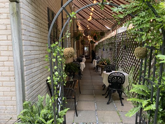 THE PASTA TREE RESTAURANT & WINE BAR - Updated December 2025 - 228 ...