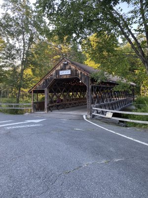 THE BULL RUN RESTAURANT - Updated October 2024 - 178 Photos & 298 ...