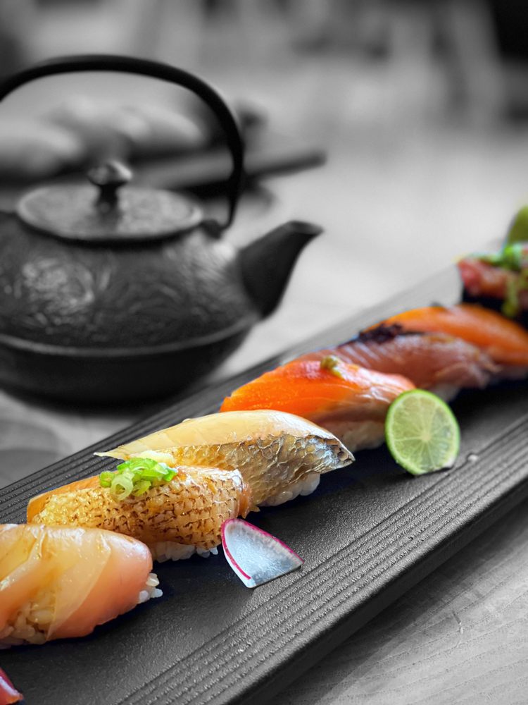 AKAMI SUSHI - 272 Photos & 71 Reviews - Sushi Bars - 1725 Woodside Rd ...
