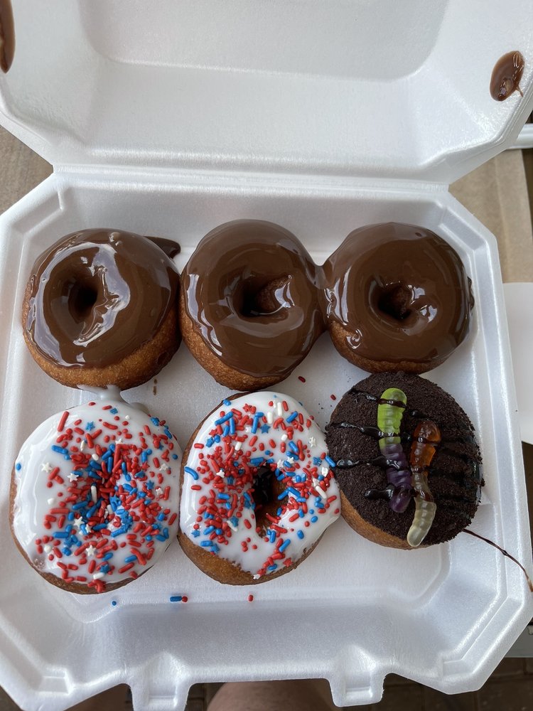 DESTINATION LITTLE DONUTS - Updated July 2025 - 373 Photos & 283 ...