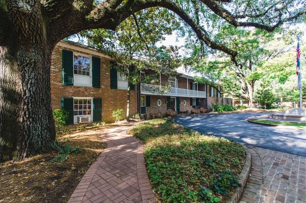 THE FAY SCHOOL - Updated January 2026 - 17 Photos - 105 N Post Oak Ln ...