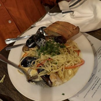 FIVE RESTAURANT BISTRO - Updated December 2024 - 394 Photos & 527 ...