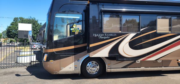 WORLD OF RVS - Updated December 2025 - 12 Photos - 1190 Capitol St NE ...