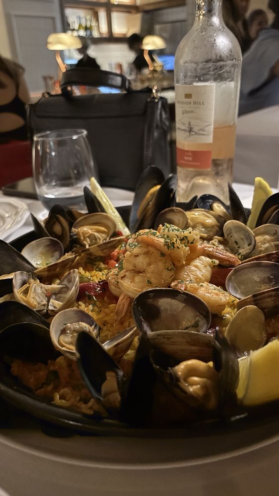 SOCIAL CORNER- COAL HARBOUR - Updated January 2026 - 24 Photos - 1050 W Cordova Street ...