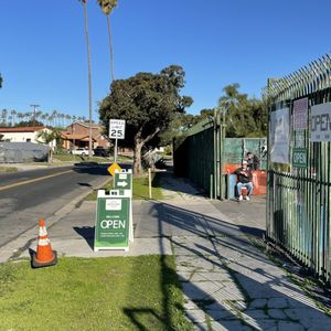 UCLA SAFE COLLECTION CENTER - 13 Photos & 105 Reviews - 550 Charles E ...