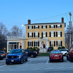 OTIS - 100 Photos & 72 Reviews - American (New) - 4 Front St, Exeter ...