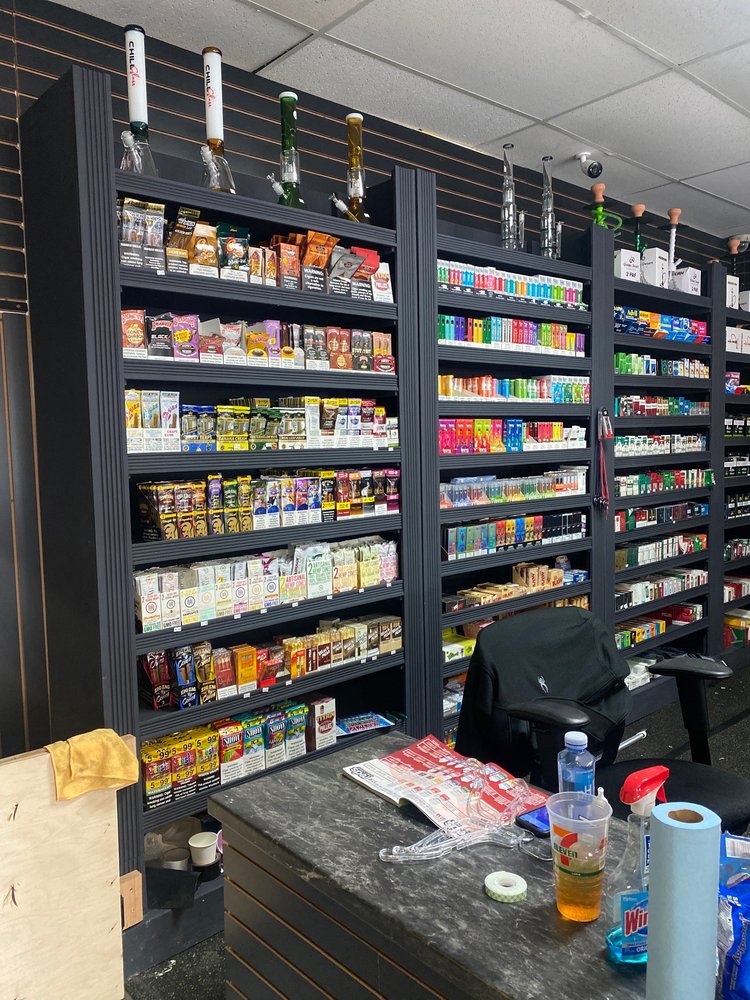 SKY HIGH SMOKE & VAPE - Updated September 2025 - 24 Photos & 10 Reviews ...