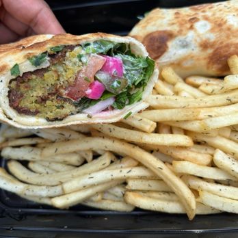 SERAY - Updated January 2026 - 206 Photos & 86 Reviews - 160 Maple Ave ...