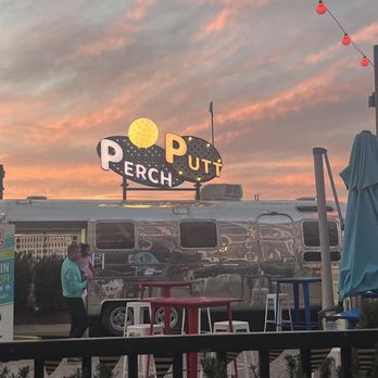 PERCH PUTT - Updated June 2025 - 160 Photos & 51 Reviews - 1805 Capital ...