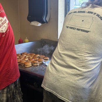 COZY INN - Updated January 2026 - 285 Photos & 374 Real Reviews - 108 N ...