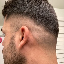 Great Clips Near Me - December 2024: Find Nearby Great Clips Reviews - Yelp