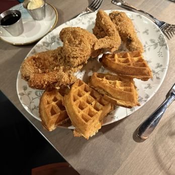 HEN QUARTER PRIME - Updated May 2025 - 179 Photos & 88 Reviews - 2121 ...