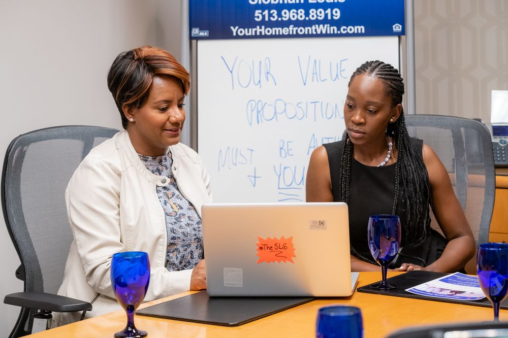 THE SIOBHAN LOUIS GROUP - Updated November 2024 - Cincinnati, Ohio ...