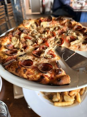COHO PIZZA & WINE BAR - Updated December 2025 - 124 Photos & 54 Reviews ...