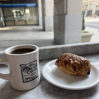 SWINGS COFFEE - Updated January 2026 - 183 Photos & 142 Reviews - 640 ...