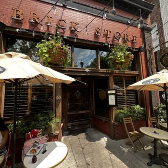 BRICK STORE PUB - 985 Photos & 1429 Reviews - 125 E Ct Sq, Decatur ...