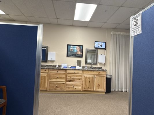 MODESTO EYE CENTER - Updated December 2025 - 10 Photos & 51 Reviews ...