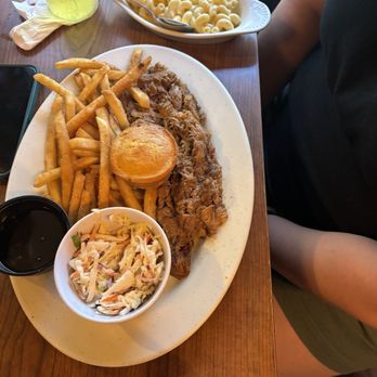 MOLLY PITCHER’S AMERICAN GRILL - Updated June 2025 - 221 Photos & 169 ...