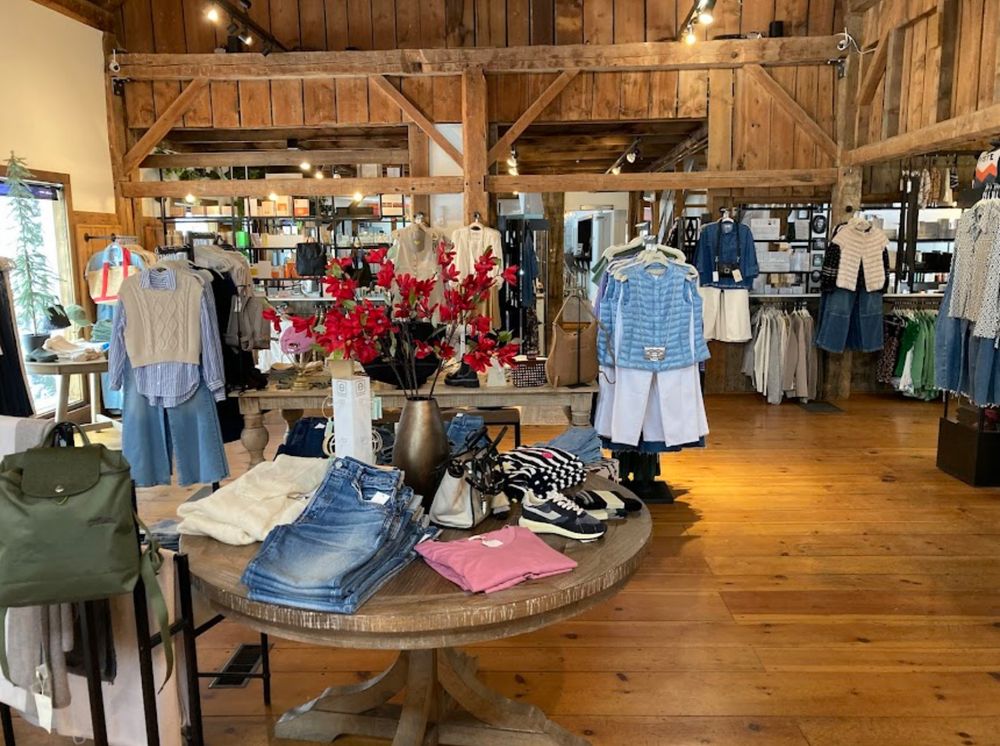COCO GOOSE ANNEX - Updated July 2025 - 2038 Mountain Rd, Stowe, Vermont ...