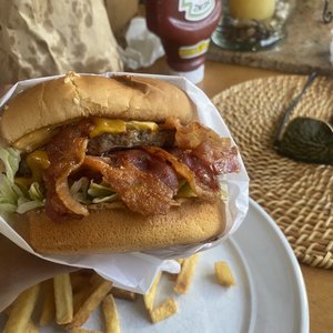 MVP’S GRILL & PATIO - 356 Photos & 470 Reviews - Burgers - 5484 E ...