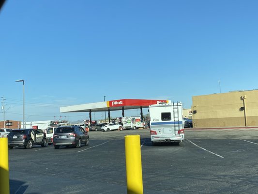 PILOT REST STOP AND GAS - Updated July 2025 - 10 Photos - W Main St ...