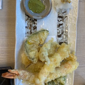 RINKA - Updated October 2025 - 3516 Photos & 580 Reviews - 1001 Queen ...