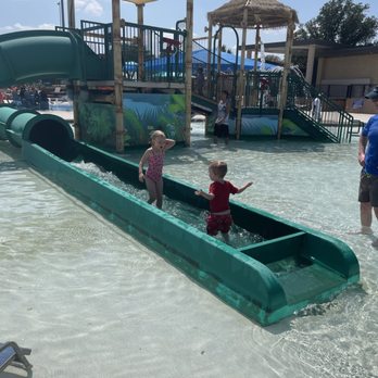 ROSEMEADE RAINFOREST AQUATIC COMPLEX - Updated December 2025 - 54 ...