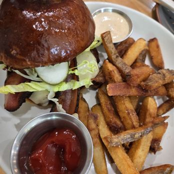 THE ALNA STORE - Updated August 2025 - 120 Photos & 54 Reviews - 2 Dock ...