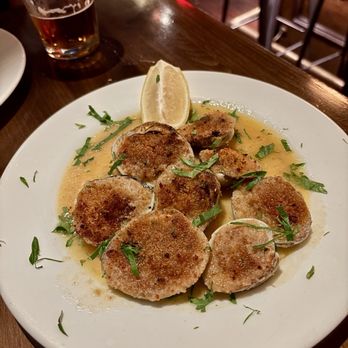 TABLE 87 - BROOKLYN HEIGHTS - Updated December 2025 - 352 Photos & 403 ...