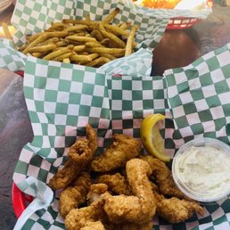 BRIDGE TENDER INN - Updated December 2025 - 548 Photos & 372 Reviews ...