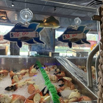 ADRIAN FISH MARKET & RESTAURANT - Updated December 2025 - 150 Photos ...