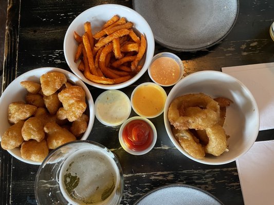 THE TAPP - Updated June 2024 - 88 Photos & 146 Reviews - 17 N Broadway ...