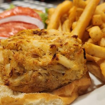 LATITUDE 38 WATERFRONT ANNAPOLIS - Updated June 2025 - 152 Photos & 158 ...