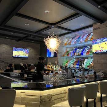 TAVERN 180 - Updated December 2024 - 134 Photos & 162 Reviews - 203 N ...