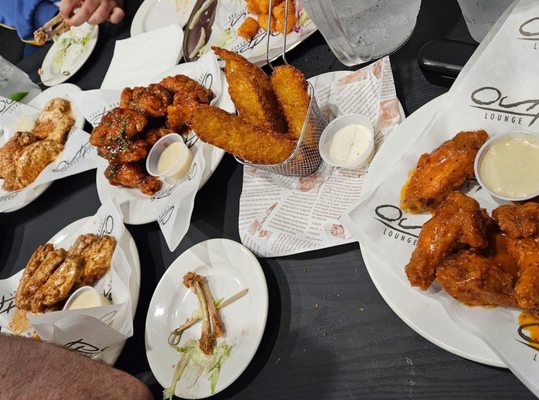 OUTPUT SPORTS BAR - Updated December 2025 - 13 Photos & 24 Reviews ...