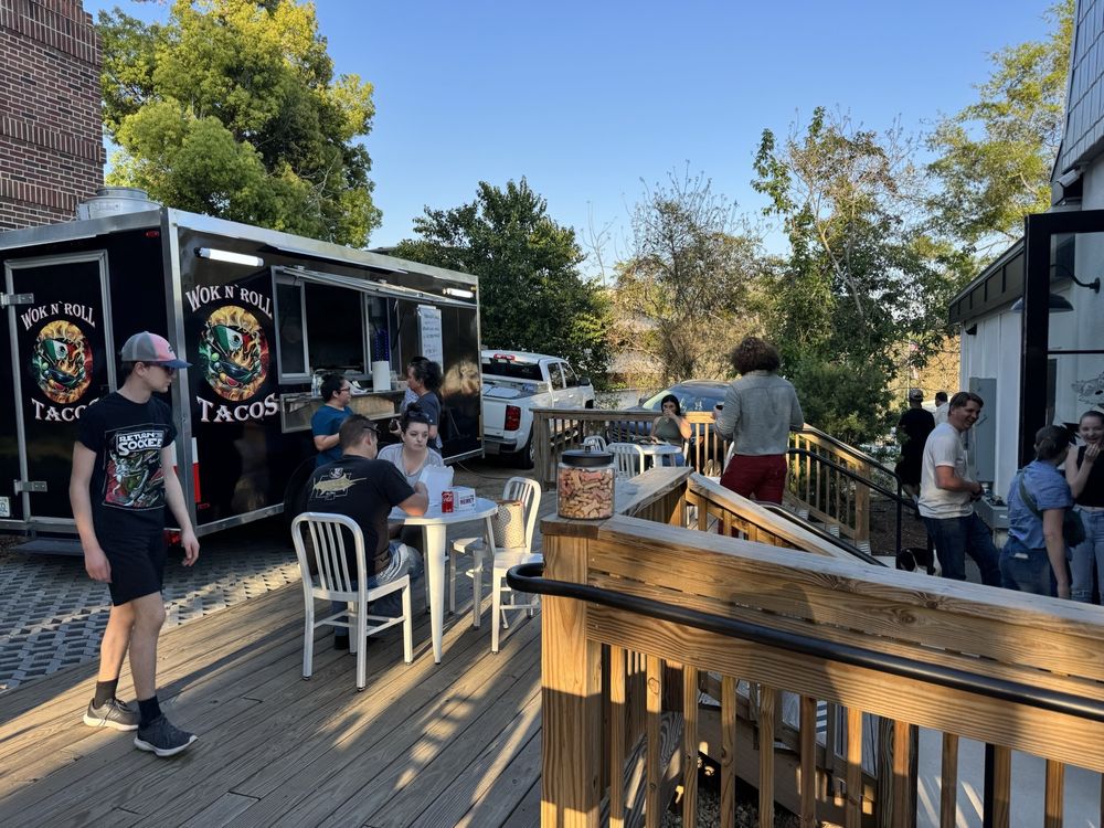 AMICUS BREWING VENTURES - Updated October 2025 - 53 Photos - 717 S Gadsden St, Tallahassee ...