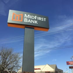 MIDFIRST BANK - 11001 N Rockwell Ave, Oklahoma City, OK - Yelp