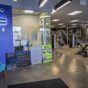 CRUNCH FITNESS - FOLSOM - 36 Photos & 53 Reviews - 1010 East Bidwell St ...