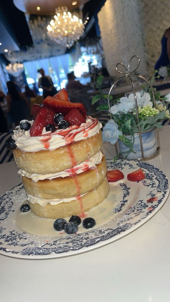 THE BLOOM LOUNGE - Updated September 2025 - 656 Photos & 293 Reviews ...