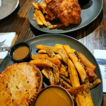 HAWK & GRIFFIN - Updated August 2024 - 256 Photos & 184 Reviews - 435 ...