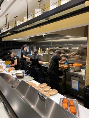 EGGHEAD - 154 Photos & 79 Reviews - 3730 Las Vegas Blvd, Las Vegas ...