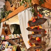 ARVIDA BOOK CO - 121 Photos & 95 Reviews - 115 W Main St, Tustin, CA - Yelp